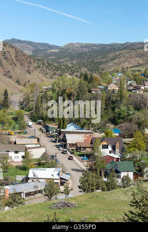 The town of Mitchell, Oregon. Mitchell, Oregon Stock Photo: 105221628 ...