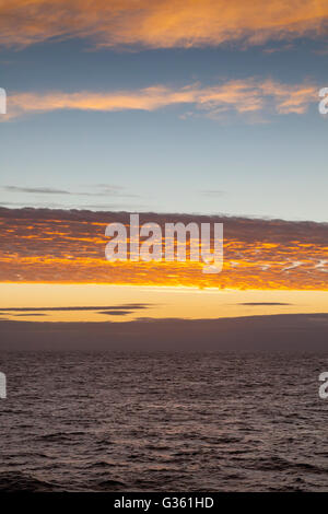 Southern Ocean sunset, en route to Bounty Island Stock Photo - Alamy