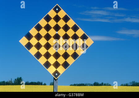 Sign Warning Of The Abrupt End Of The Road Stock Photo - Alamy