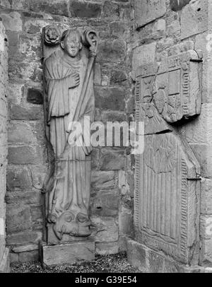 Dundrennan Abbey, Kirkcudbright: effigy of a murdered abbot (dagger in ...