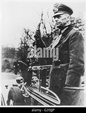 General Gerd von Rundstedt Stock Photo: 48379364 - Alamy