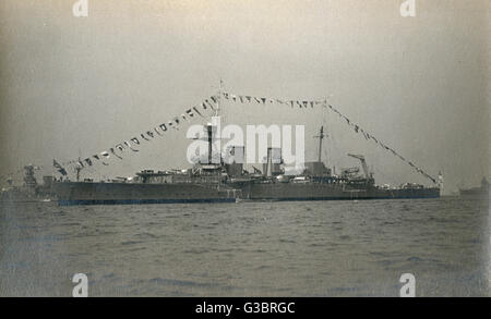 HMS Hawkins, British heavy (armed) cruiser Stock Photo - Alamy