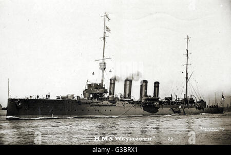 British light cruiser 'Weymouth' Stock Photo - Alamy