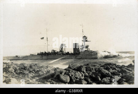 HMS Raleigh, British heavy cruiser Stock Photo - Alamy