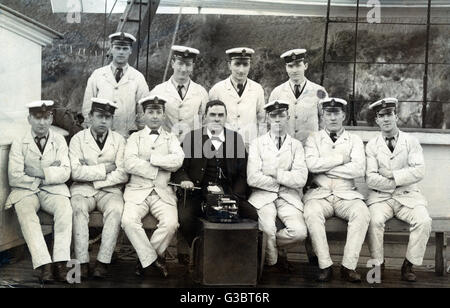 Crew of HMS Astraea, British second-class cruiser Stock Photo - Alamy