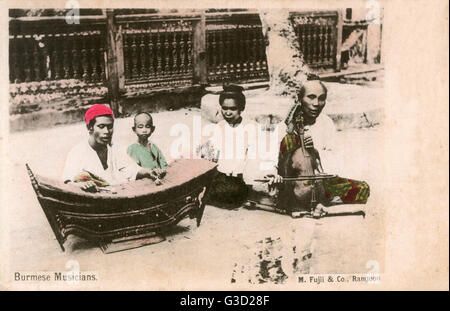 Myanmar - Street Musicians with Pattala and Mon Violin Stock Photo - Alamy