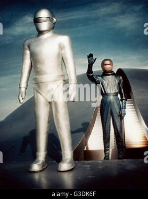THE DAY THE EARTH STOOD STILL, Lock Martin, on-set, 1951. TM ...