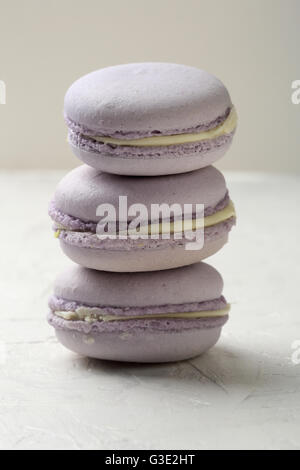 Food: fresh green macarons, close-up shot, food background or wallpaper ...