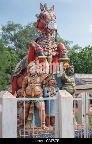 Ayyanar and his horse statue Stock Photo - Alamy