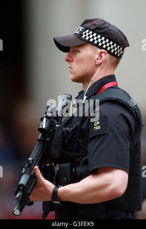 Armed City of London police officers patrol the capital's street's ...