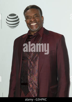 Actor Keith David attends the premiere of FX's "The Lowdown" at ...