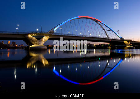 Lowry Avenue Bridge at night in Minneapolis, Minnesota, USA Stock Photo ...