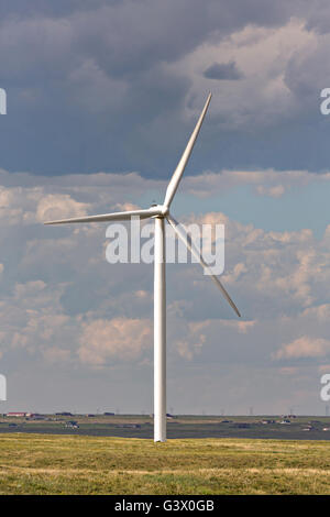Wind turbines at the Happy Jack Wind Farm outside Cheyenne, Wyoming ...