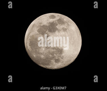 A full moon over North Carolina, USA Stock Photo - Alamy