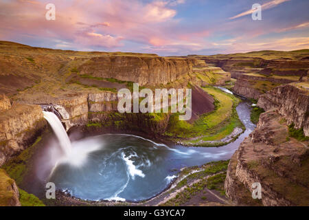 Washington, view of Palouse River Canyon from Palouse Falls State Park ...
