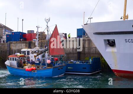 Scillonian III, the ferry to the Scilly Isles berthed at Penzance ...