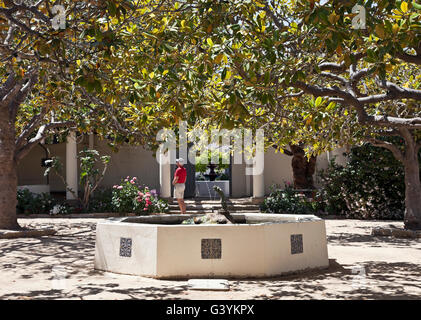 Memory Garden behind the Pacific House Museum at Custom House Plaza ...