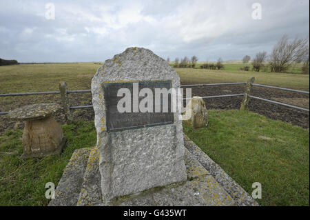 Monument at the site of The Battle of Sedgemoor. Westonzoyland ...