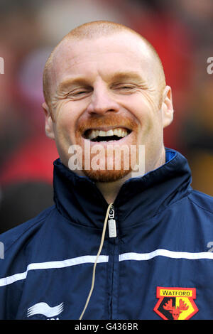 Sean Dyche, Nottingham Forest head coach applauds his teams supporters ...