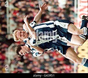 DAVID MAY & ROY KEANE MIDDLESBROUGH V MANCHESTER UTD 05 May 1996 Stock ...