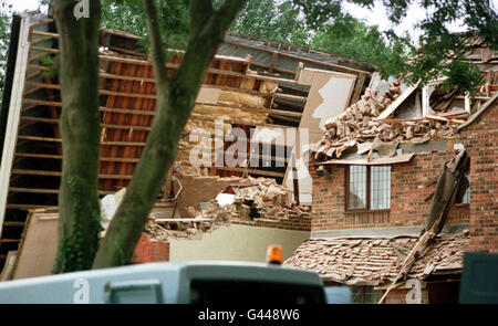 The remains of the six-bedroomed house in hemel Hempstead ...