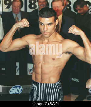 Robin Reid weighs in at the London Arena today (Thursday) before ...