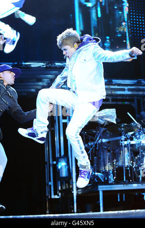 Justin Bieber in concert - London Stock Photo - Alamy