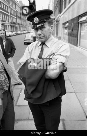 Crime - Bank of America Robbery - Mayfair, London Stock Photo - Alamy