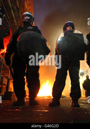 riot police at the march for the alternative by the tuc in london 26th ...