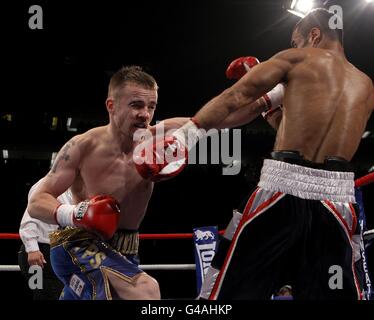 Boxing - This Is It - The O2. Young Mutley (left) and winner Frankie ...