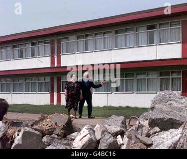 Holiday chalets in Butlins Holiday Camp, Pwllheli, North Wales Stock ...