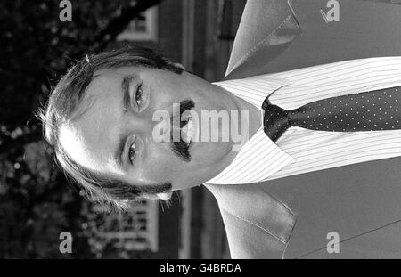 Kevin Lloyd Actor in the TV series The Bill and children December Stock ...