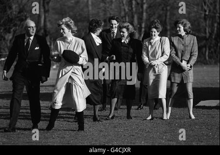 PA NEWS PHOTO 12/11/87 ANNE BECKWITH-SMITH (LADY-IN-WAITING), RUTH ...