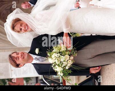 The bride Isabella Norman and groom the late Earl Louis Mountbatten's ...