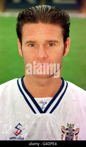 PA NEWS PHOTO 14/8/98 TONY BATTERSBY OF BURY FOOTBALL CLUB Stock Photo ...