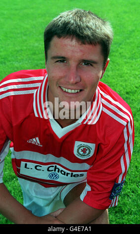 SHAUN SMITH CREWE ALEXANDRA FC 18 August 1997 Stock Photo - Alamy