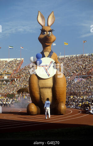Matilda kangaroo mascot, Closing Ceremony, XII Commonwealth Games ...