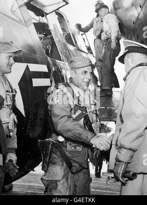 General Matthew Ridgway, Commander of United Nations forces in Korea ...