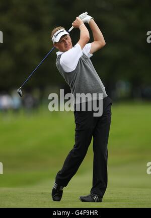 England's Simon Wakefield during Day Two of the Barclays Scottish Open ...