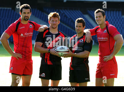 Edinburgh Rugby's Sean Cox with Tim Visser (front) and Roddy Grant ...