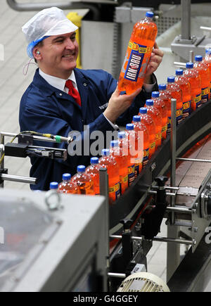 Mark Jephcott views bottles of Irn Bru in the production hall at AG ...