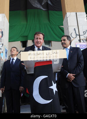 Cameron visits Libya Stock Photo - Alamy