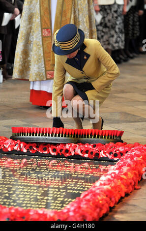 Westminster Abbey, tomb of a royal princess Stock Photo - Alamy