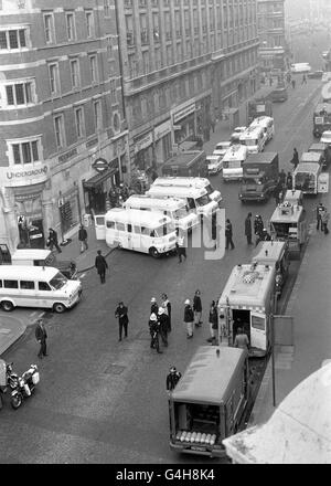 Northern Line Tube crash at Moorgate underground station. February ...