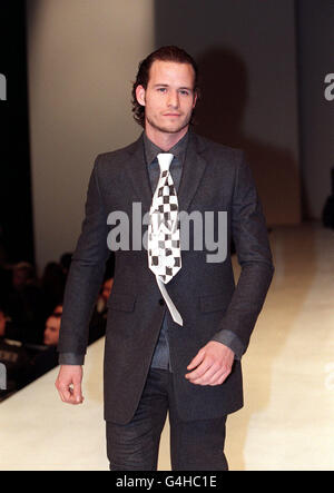 Warren Kade model/black & white Stock Photo - Alamy