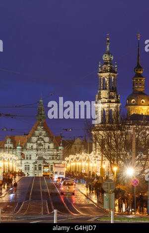 bridge Augustusbrücke overlooking to Hofkirche and Castle at Christmas ...