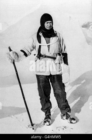 Robert Falcon Scott's party at the South Pole, 18 January 1912, during ...