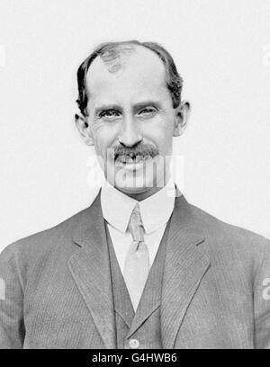 Orville and Wilbur Wright, first powered flight Stock Photo - Alamy