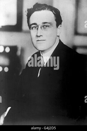 Franklin Roosevelt,Assistant Secretary of the Navy,Portrait Waving ...