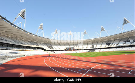 Olympics - Olympic Stadium Track Completed Stock Photo - Alamy